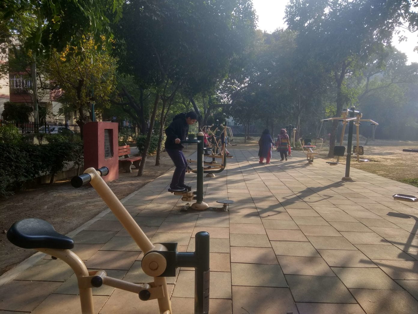 There Is A Free Gym In A Saket Park And We LivED It