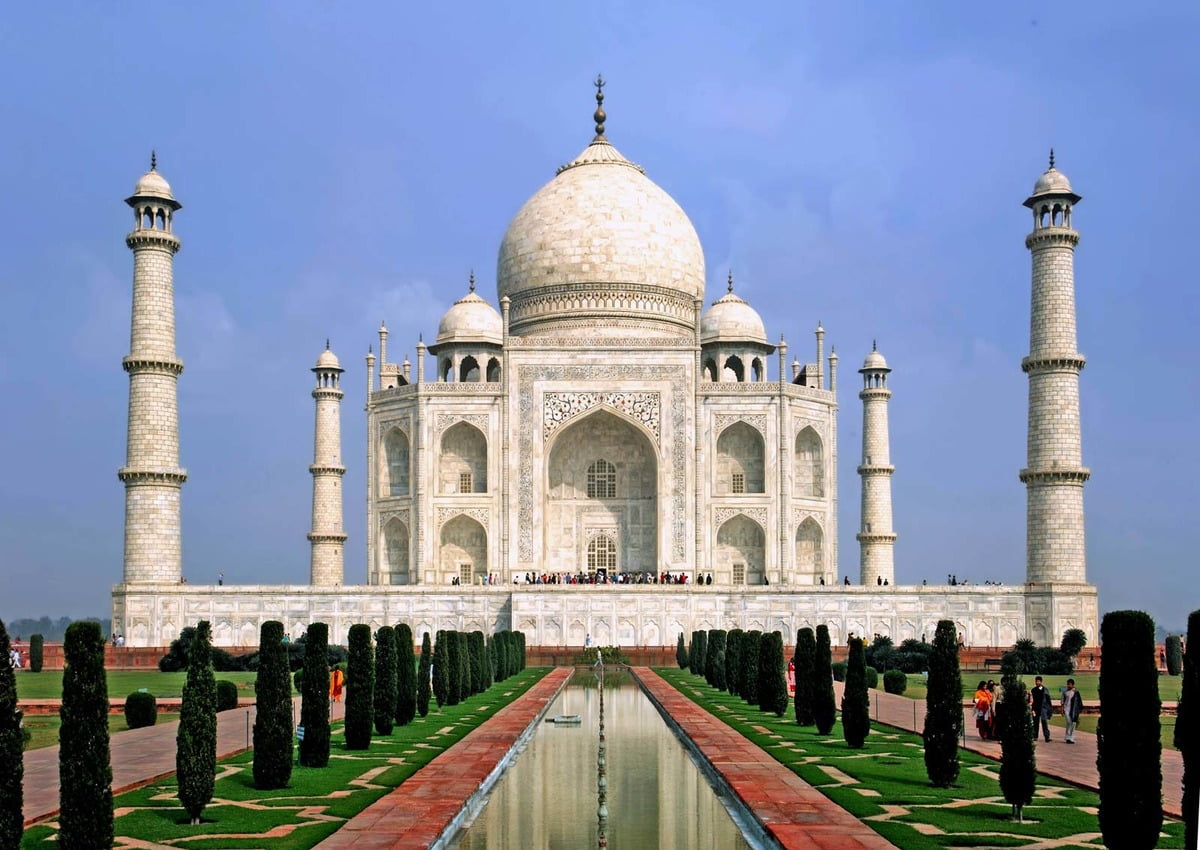 Taj Mahal Suffers Damage That And Other Indian Monuments In Disrepair Taj Mahal Suffers Damage That And Other Indian Monuments In Disrepair