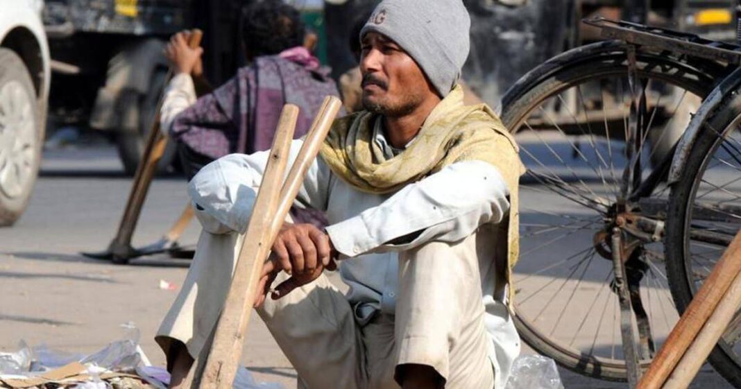 Indian Engineers And MBAs Are Taking Manual Labour Jobs To Beat ...