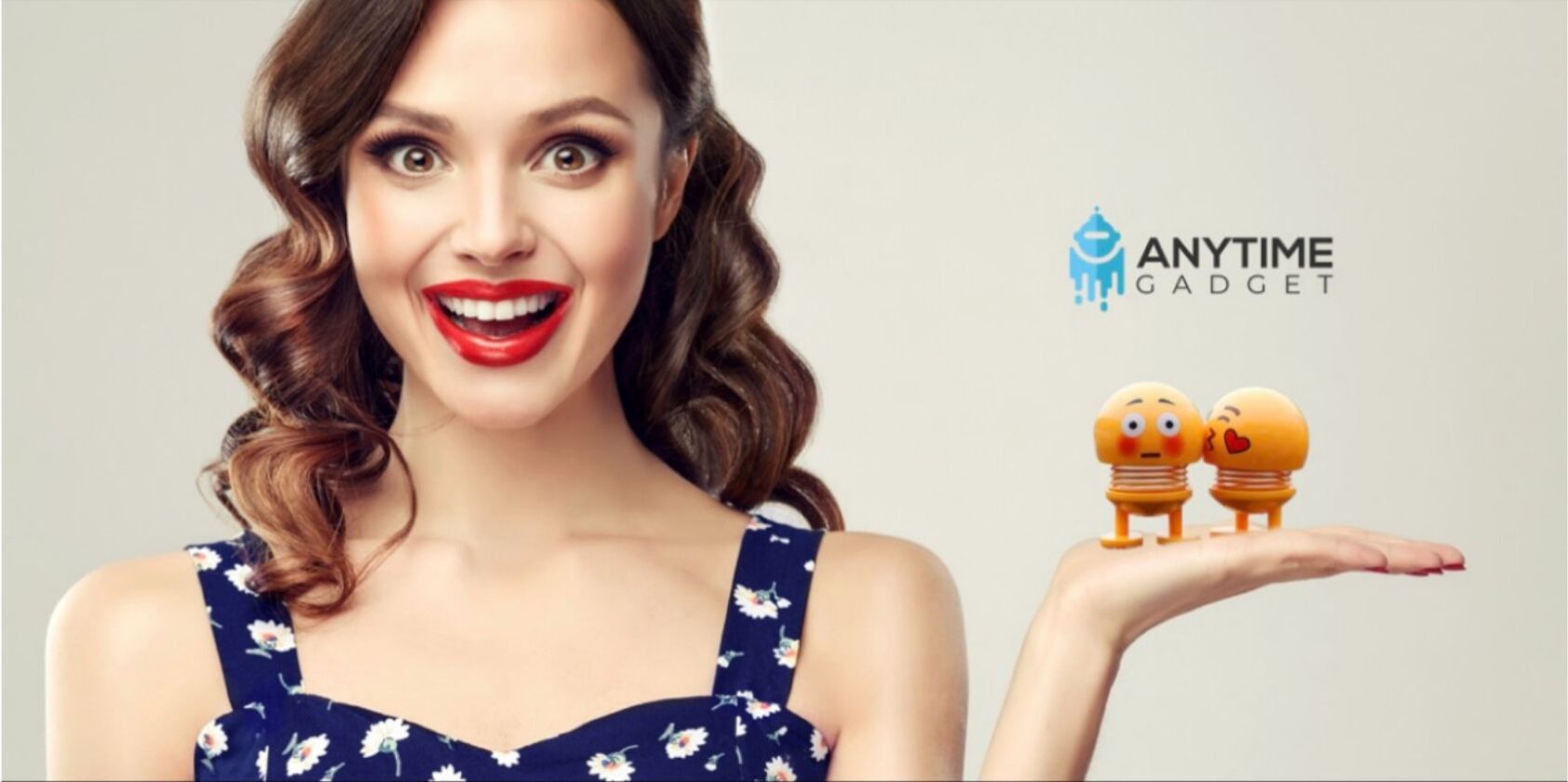 Anytime Gadget Debuts Hilarious Emoji Bobble Head for Fun Driving