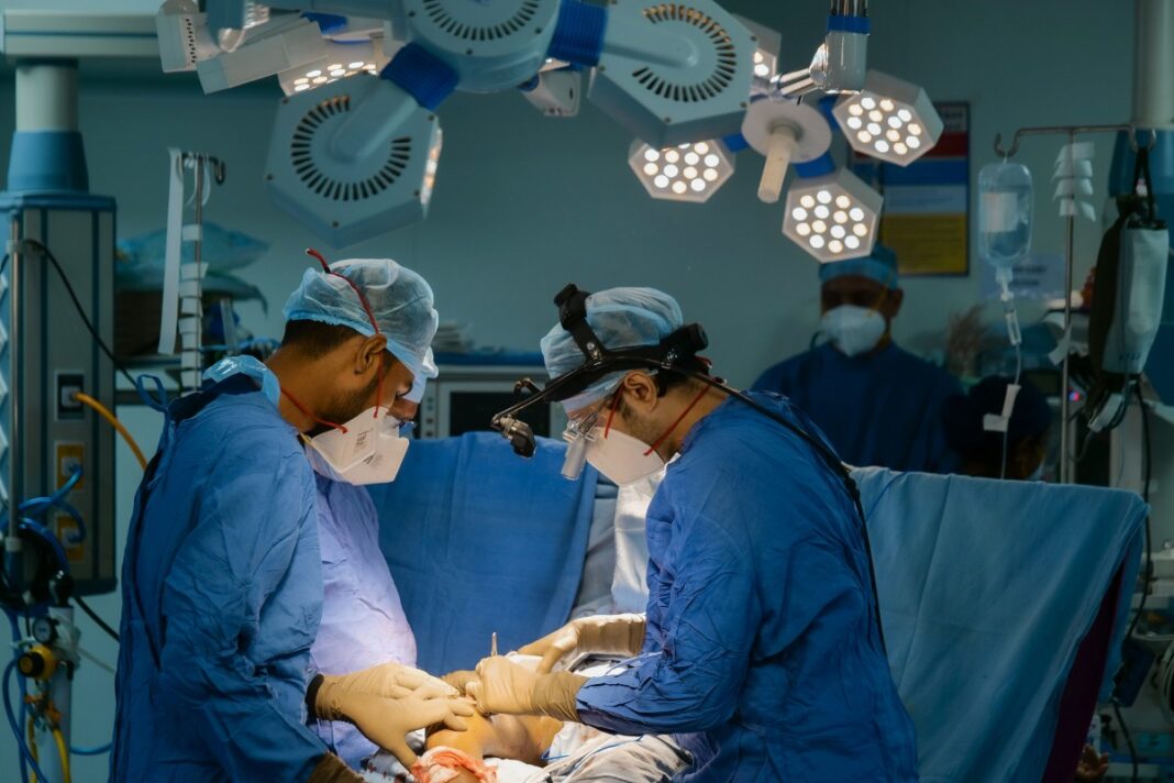 Vadodara's first Mini CABG, Minimal Invasive Coronary Artery Bypass ...